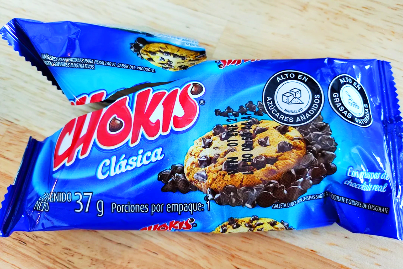 American Chips Ahoy vs Mexican Chokis: A Comparison Guide | The Tasty Finds