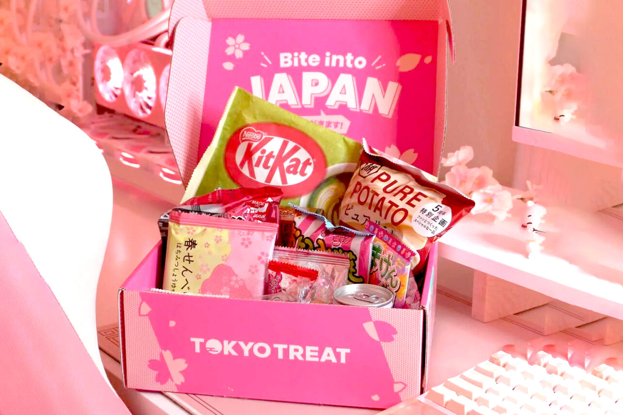 Best Asian Snack Subscription Boxes 2025 | The Tasty Finds
